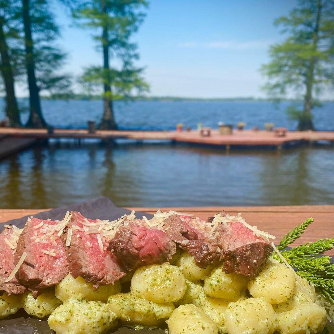 Blue Bank Fish House & Grill menus in Hornbeak, Tennessee, United States