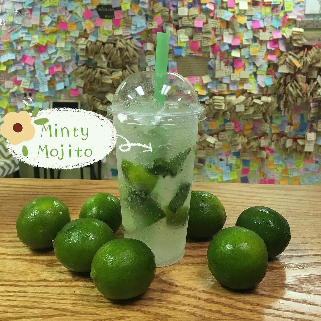 Ming's Bubble Tea menu in Kent, Ohio, USA