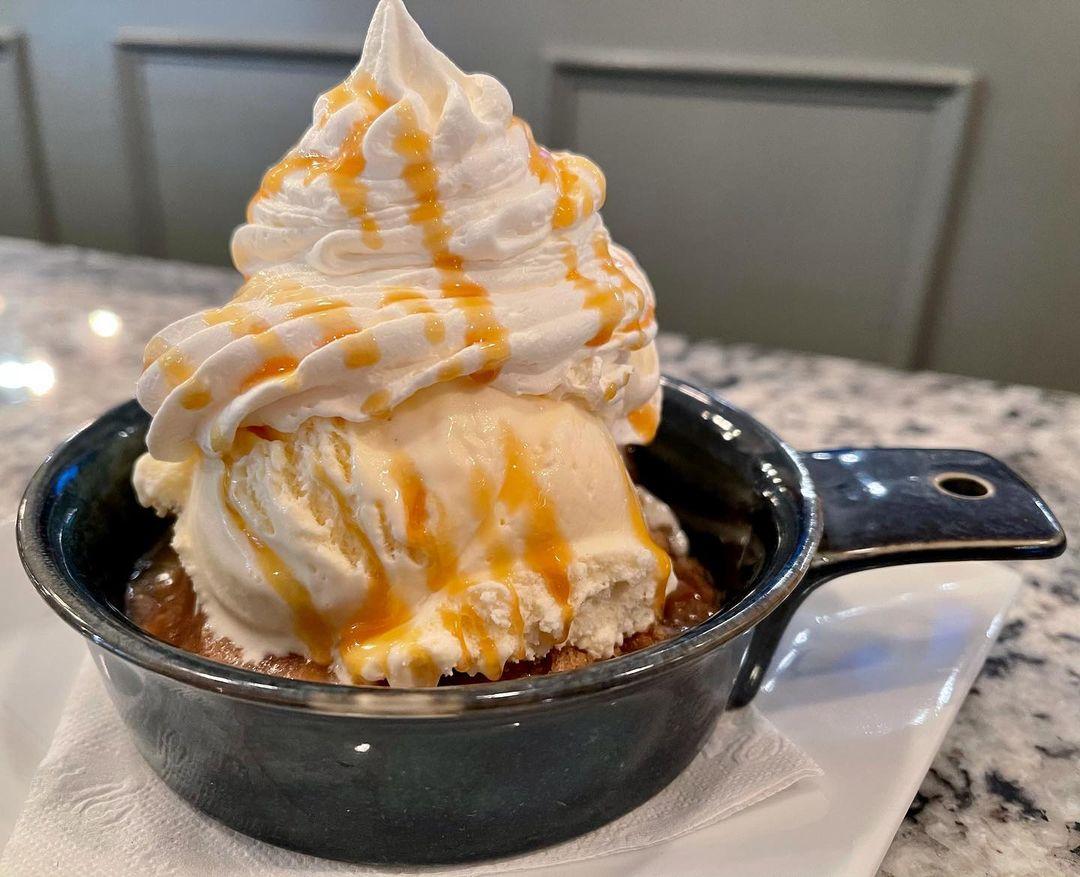 Roger's Family Restaurant menu in Somerset, Massachusetts, USA