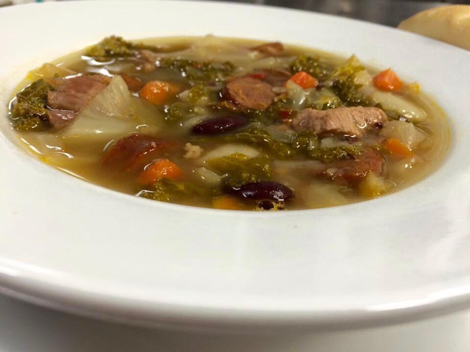 Roger's Family Restaurant menus in Somerset, Massachusetts, United States