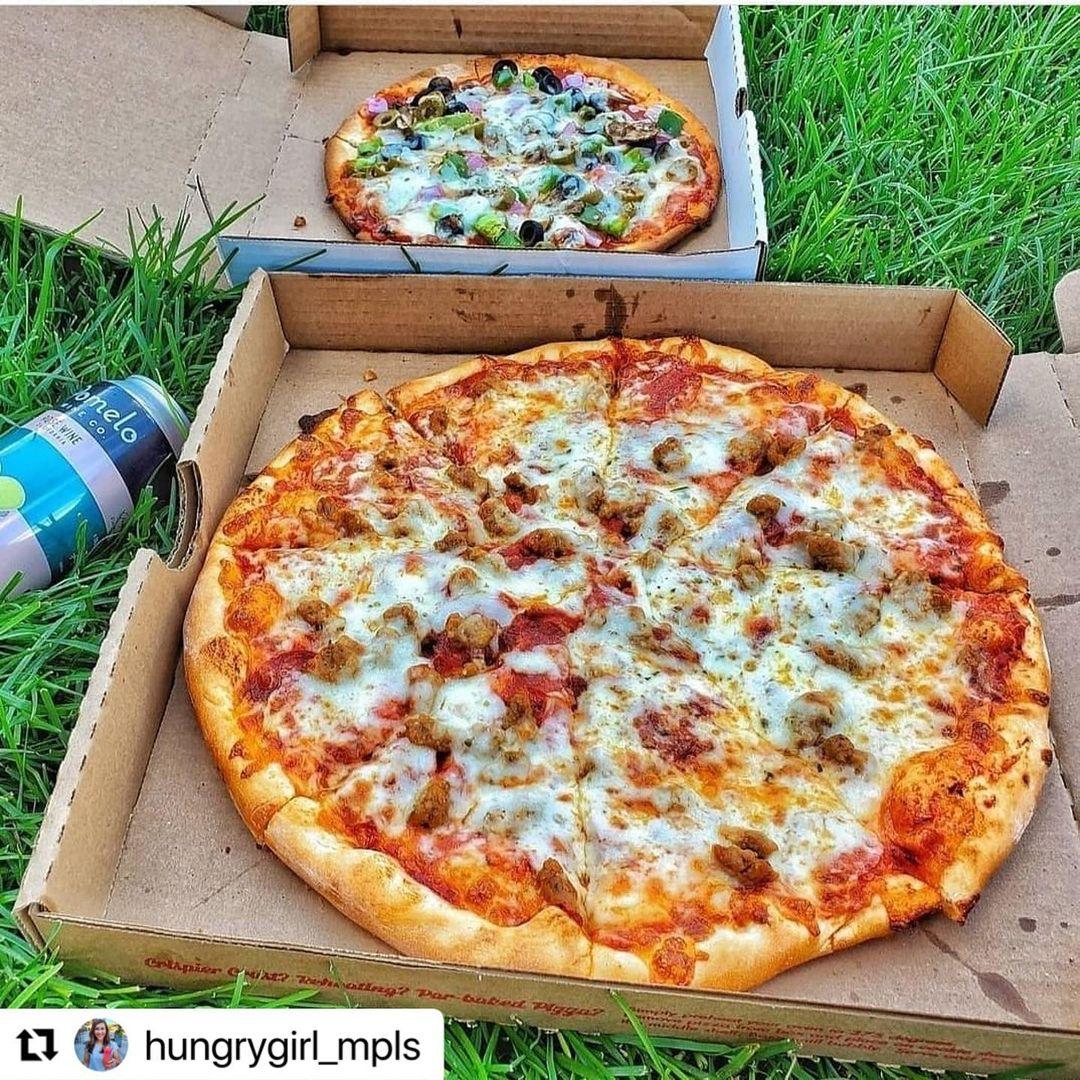 Davanni's Pizza & Hot Hoagies menu in Golden Valley, Minnesota, USA