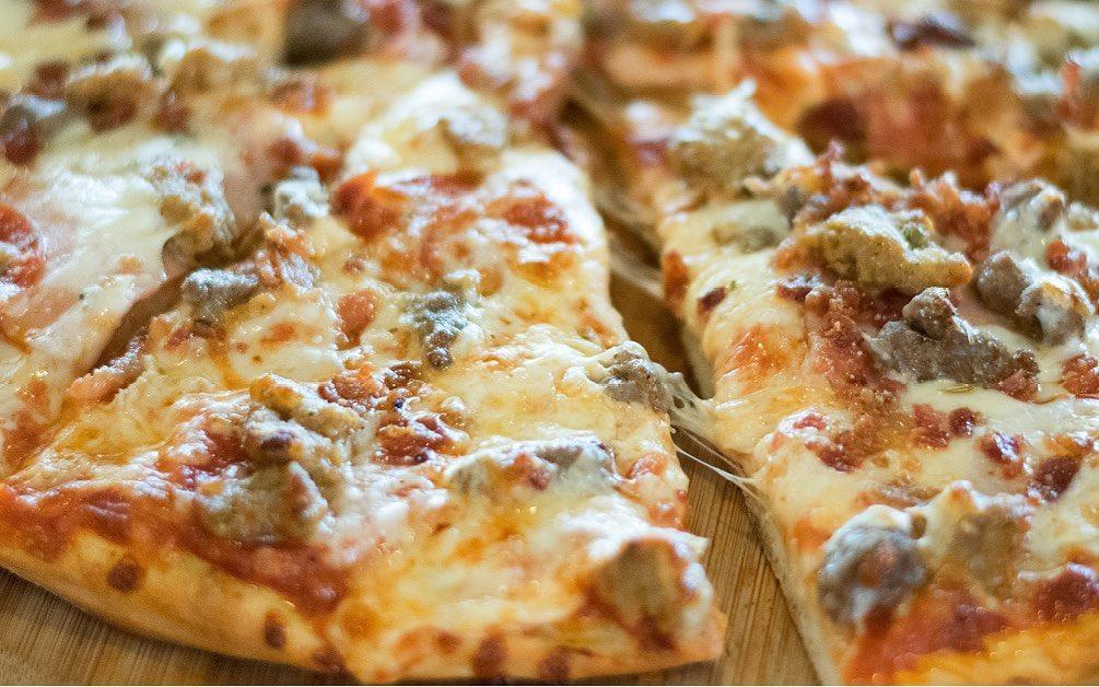 Davanni's Pizza & Hot Hoagies menu in Golden Valley, Minnesota, USA