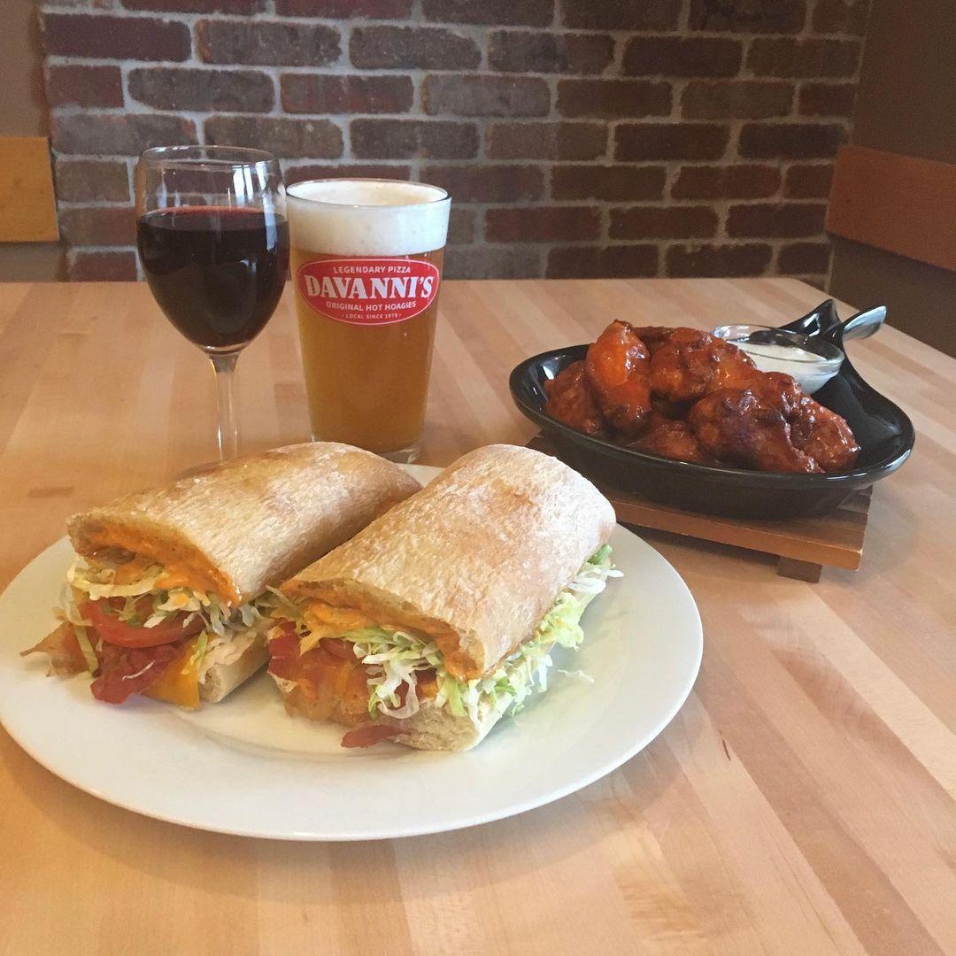 Davanni's Pizza & Hot Hoagies menu in Golden Valley, Minnesota, USA