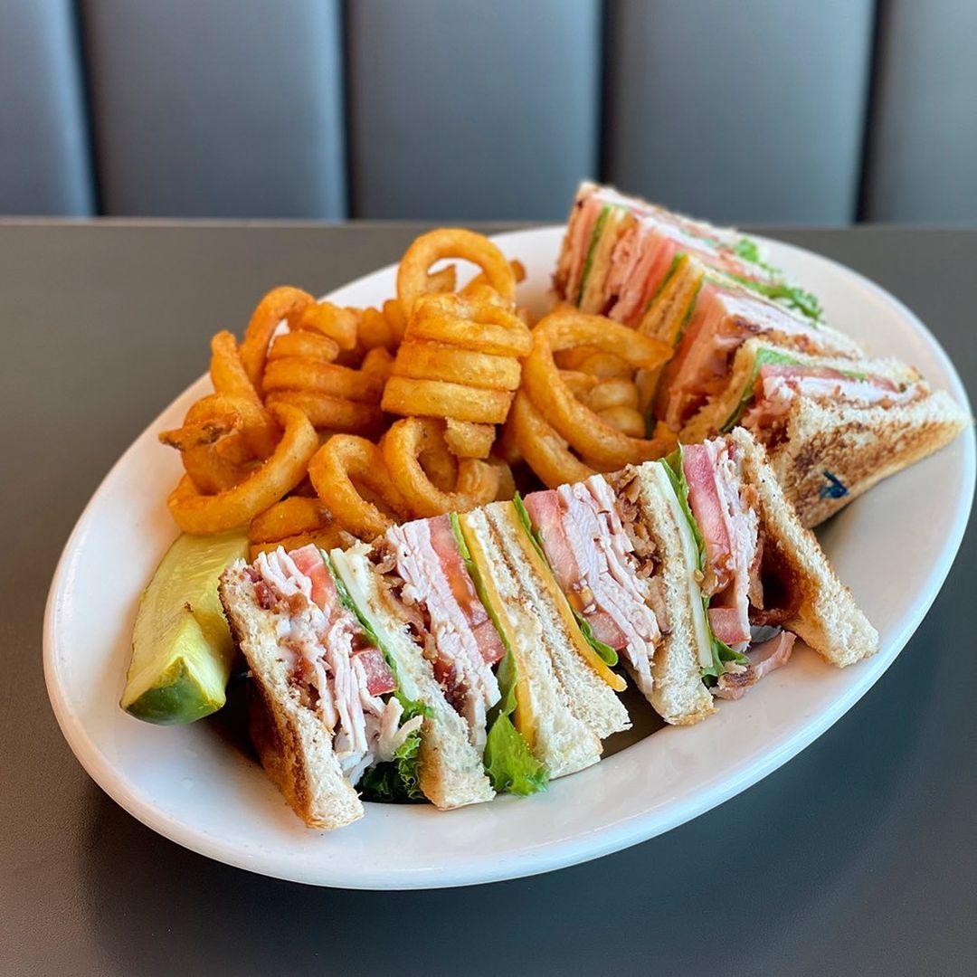 Primos Cafe menu in Madison, Mississippi, USA