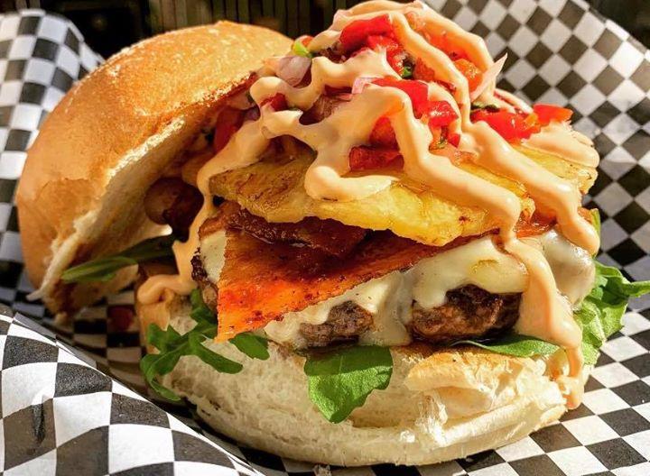 Outlaw's Burger Barn & Creamery menu in Vineland, New Jersey, USA