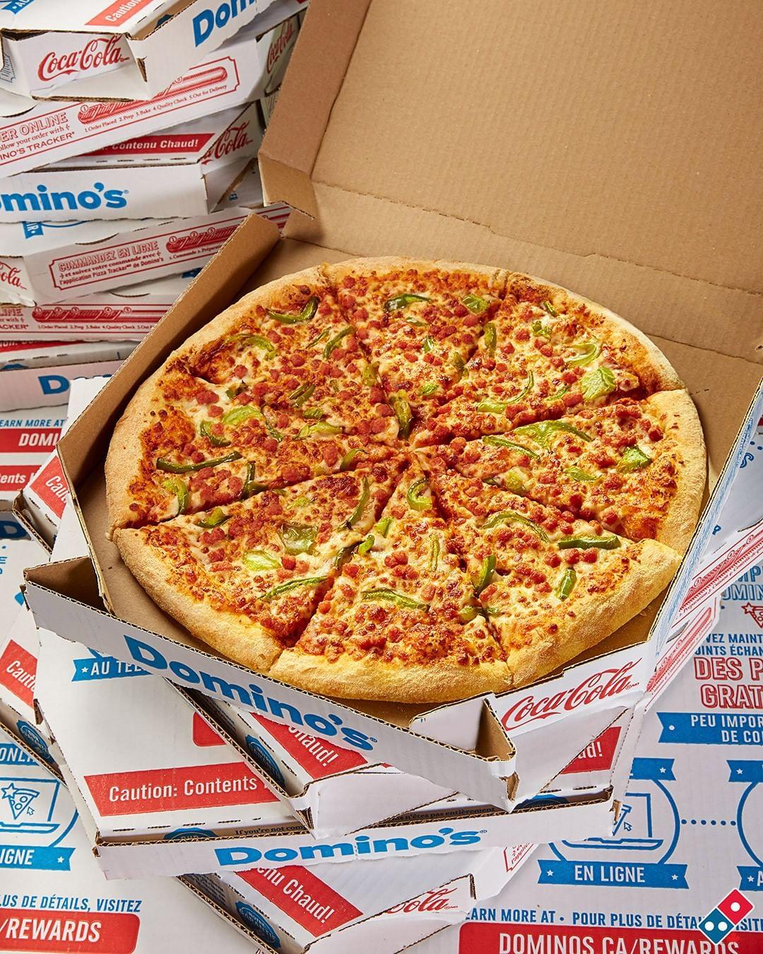 Domino's Pizza menu in Collingwood, Ontario, Canada