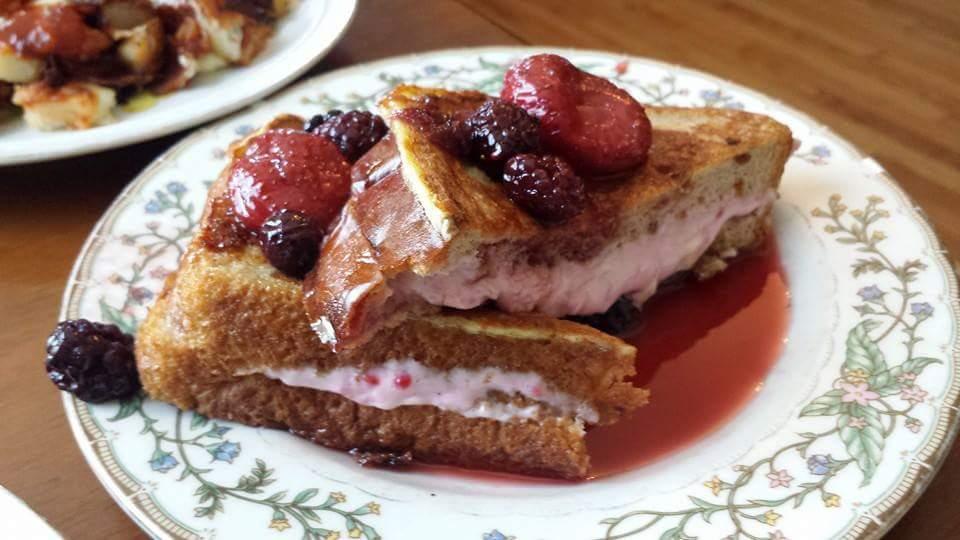 Monet's Table Restaurant menus in Tolland, Connecticut, United States